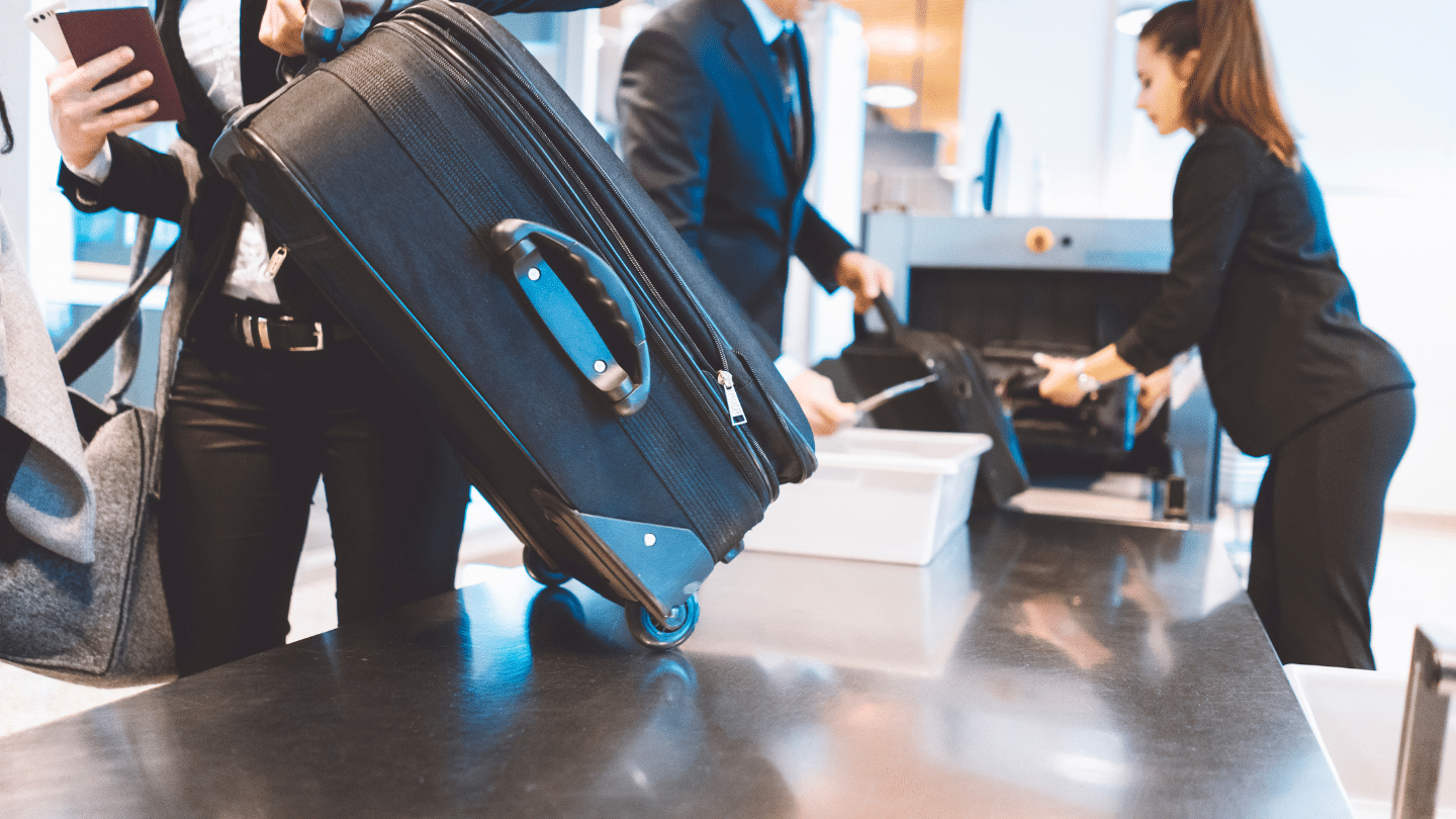 What Does an Airport Security Officer Do? | Region Security
